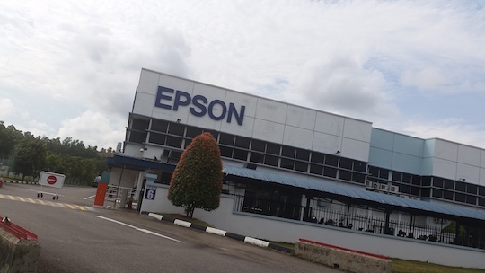 The electronics island where COPS shoot ARMY and workers are rioting ...