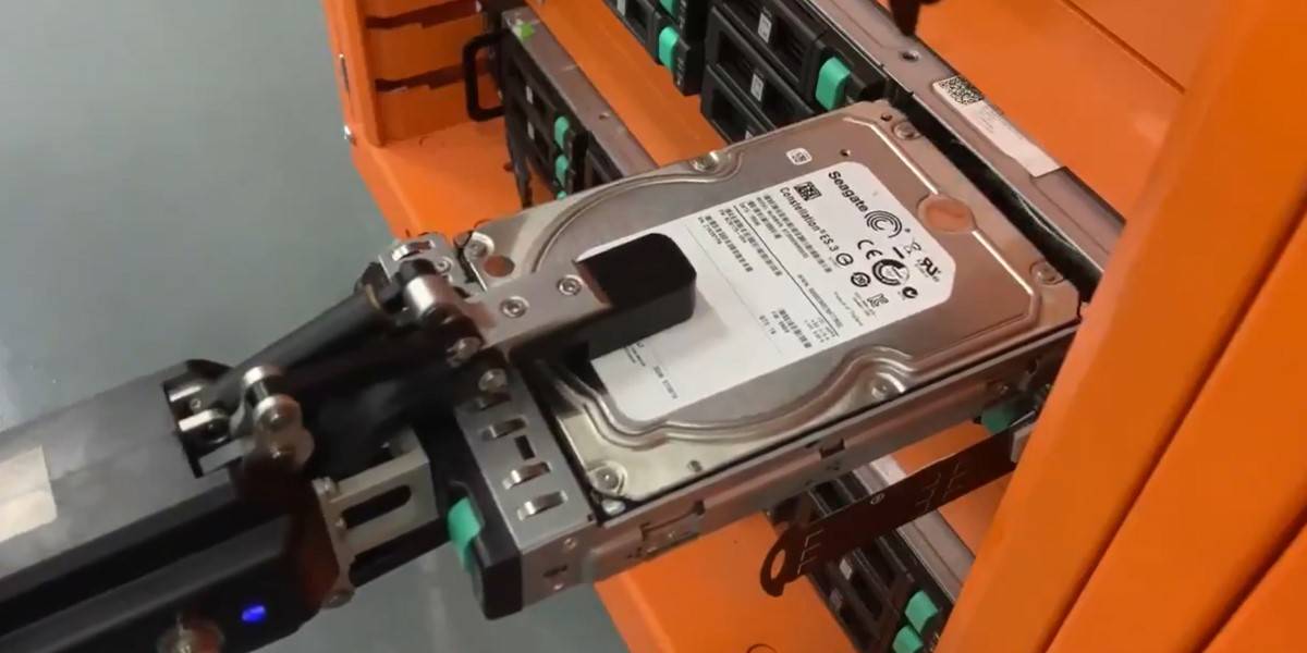 FYI: Alibaba Cloud says it has robot sysadmins that swap faulty disks ...