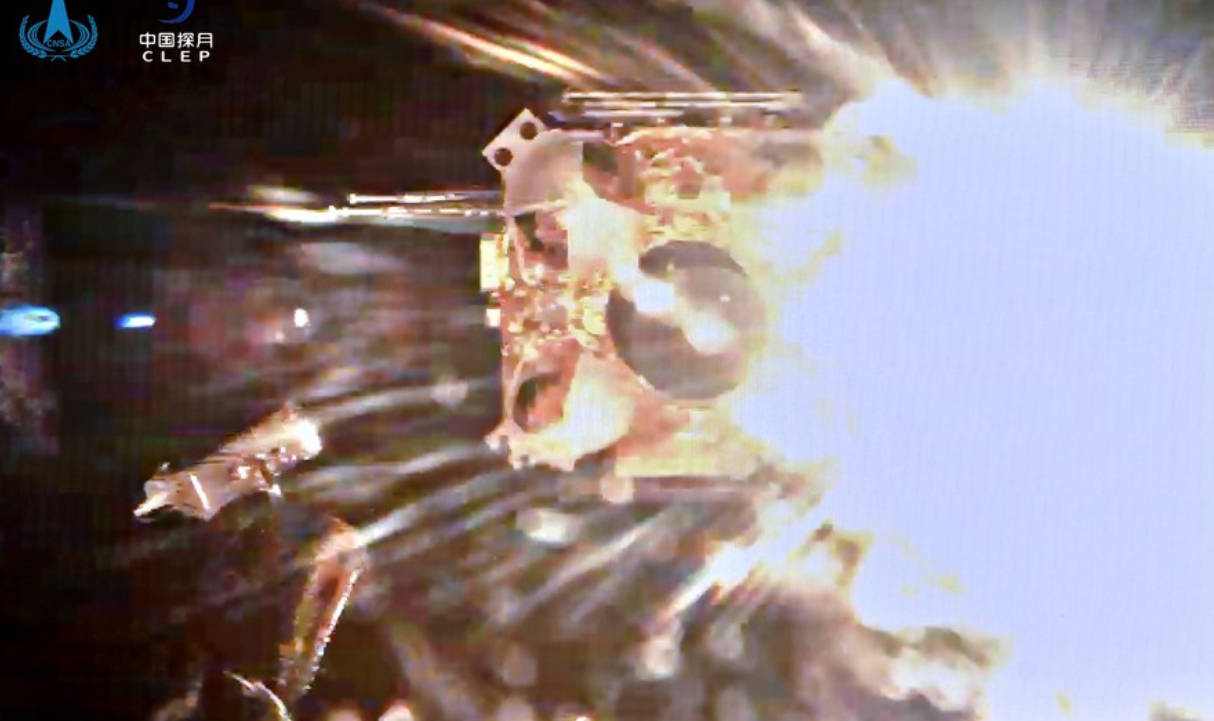 A tale of two nations: See China blast off from the Moon as drone shows ...