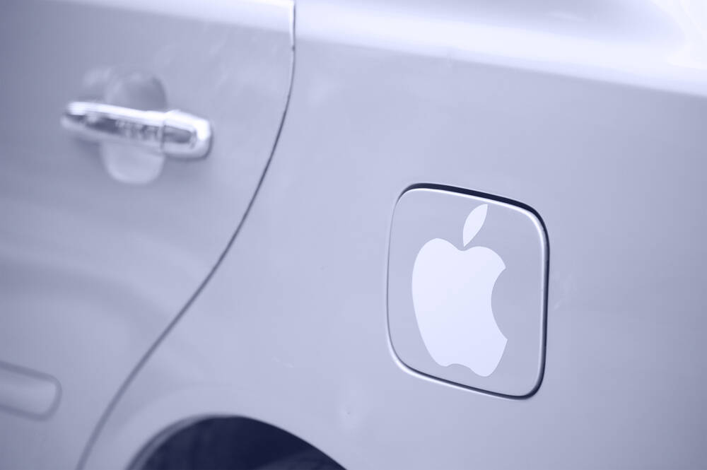 Apple dials back self-driving car goals to launch in 2026 • The Register