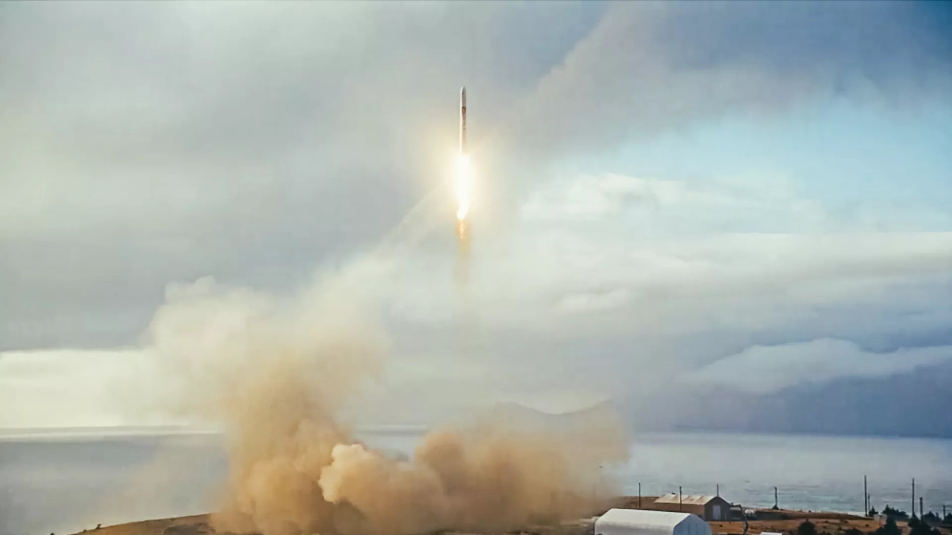 Rocket from ABL Space Systems crashes onto the launchpad • The Register