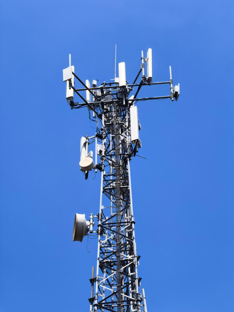 ZTE All-RAT FDD Massive MIMO boosts XLSMART efficiency • The Register