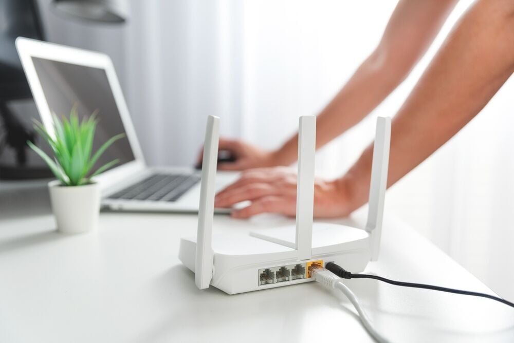FCC walks back router update ban before it bricked America's network ...